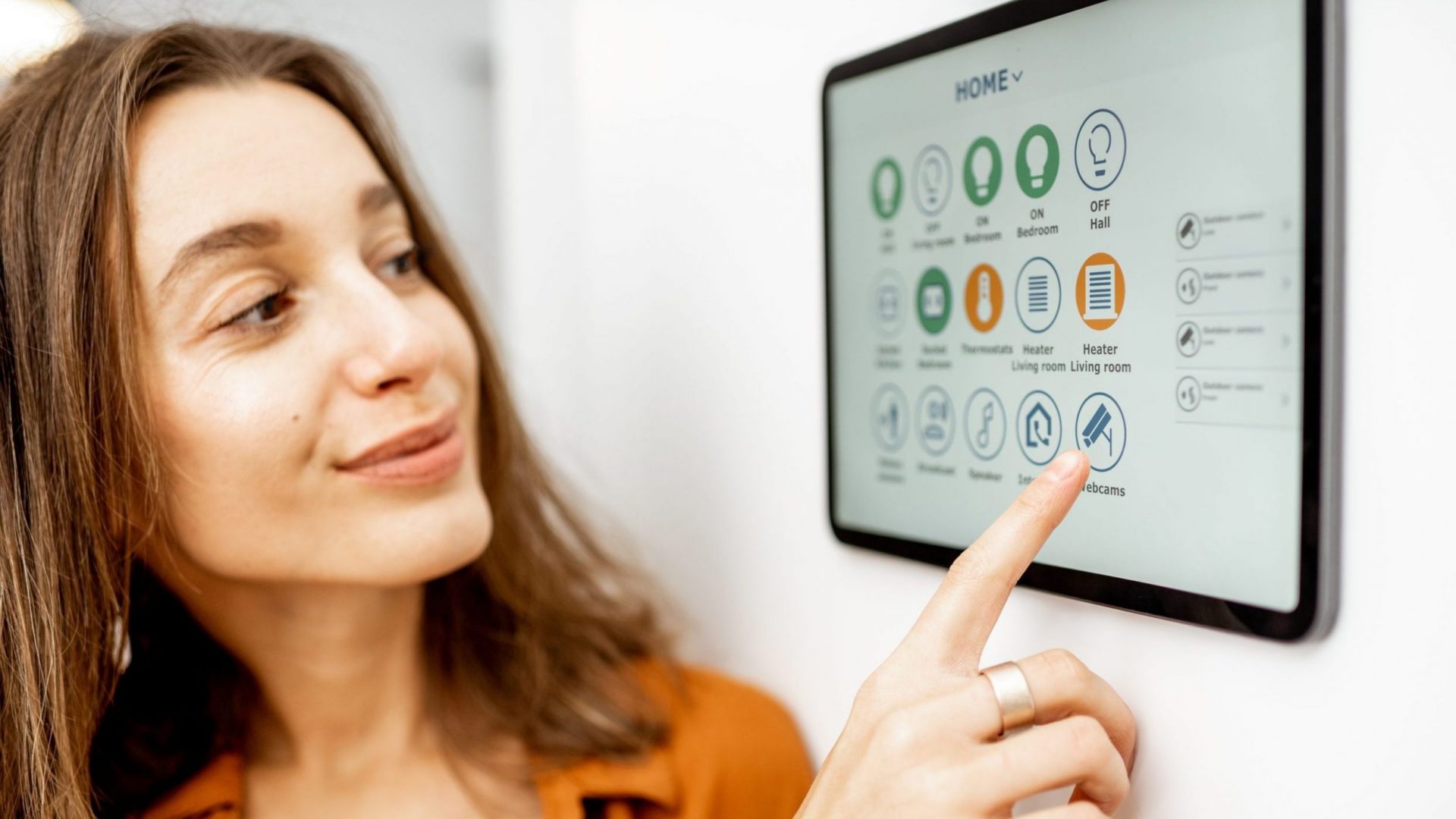 Infoboard | Digitales schwarzes Brett | Digitale Mitarbeiterkommunikation